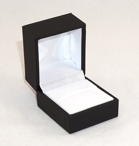 Buy IMR-RING BOX BLK IMIT LEATHER WHT VELV PAD in New Zealand - G&A ...