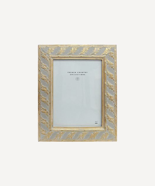 Embossed Leaves Photo Frame 5x7"