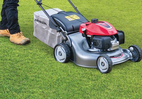 Honda petrol mower store