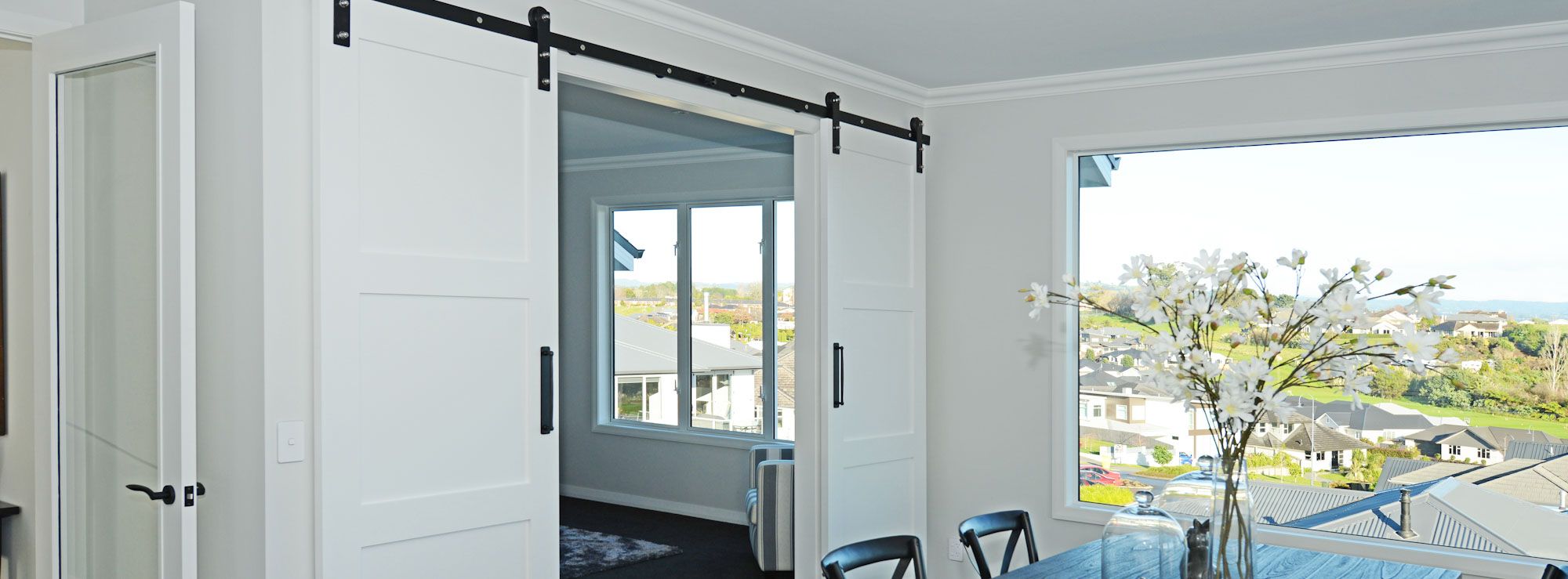 Supreme Lock & Hardware | window & door hardware, door handles | Home